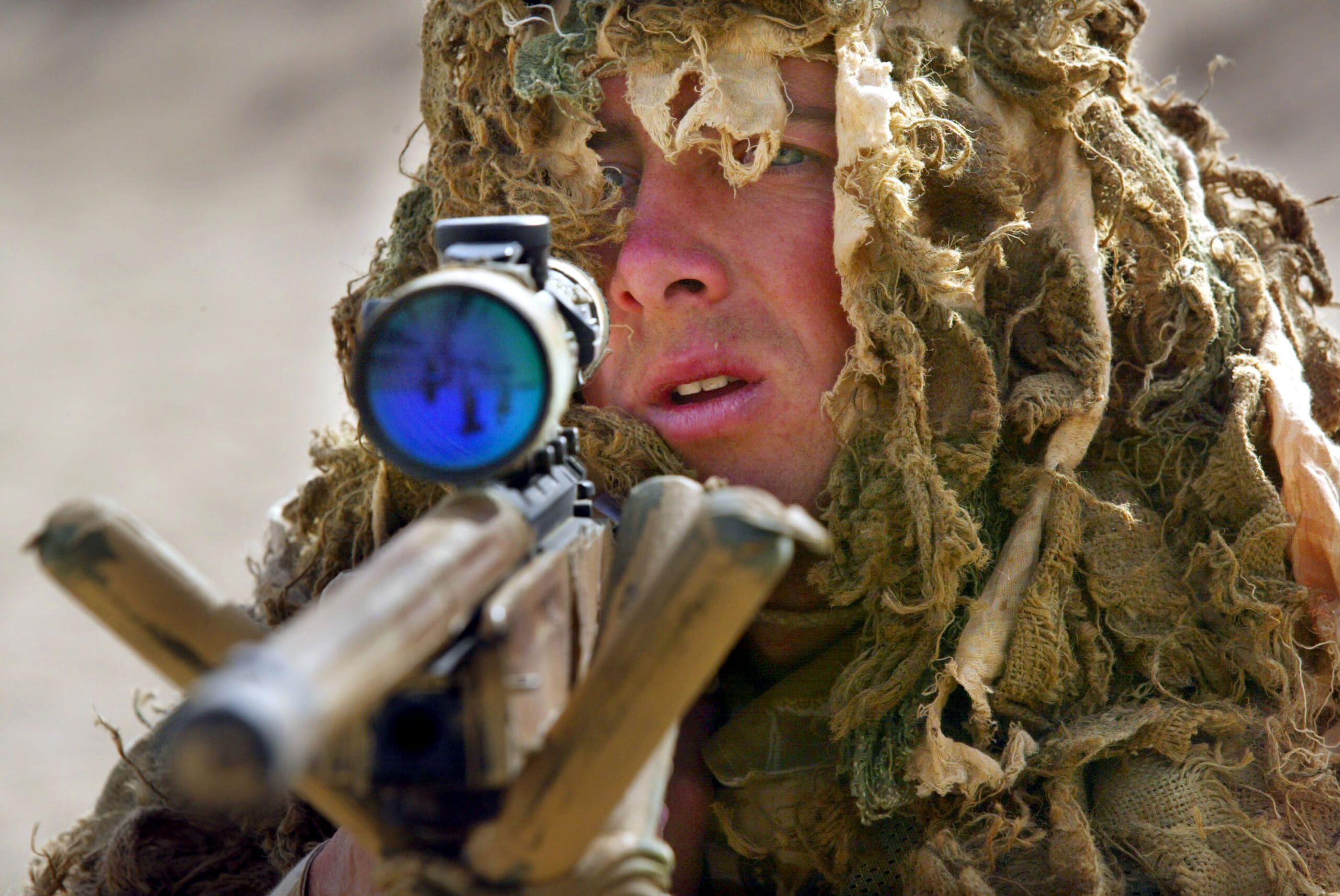 This Badass Sniper Took Out Three ISIS Suicide Bombers Through a 10 ...