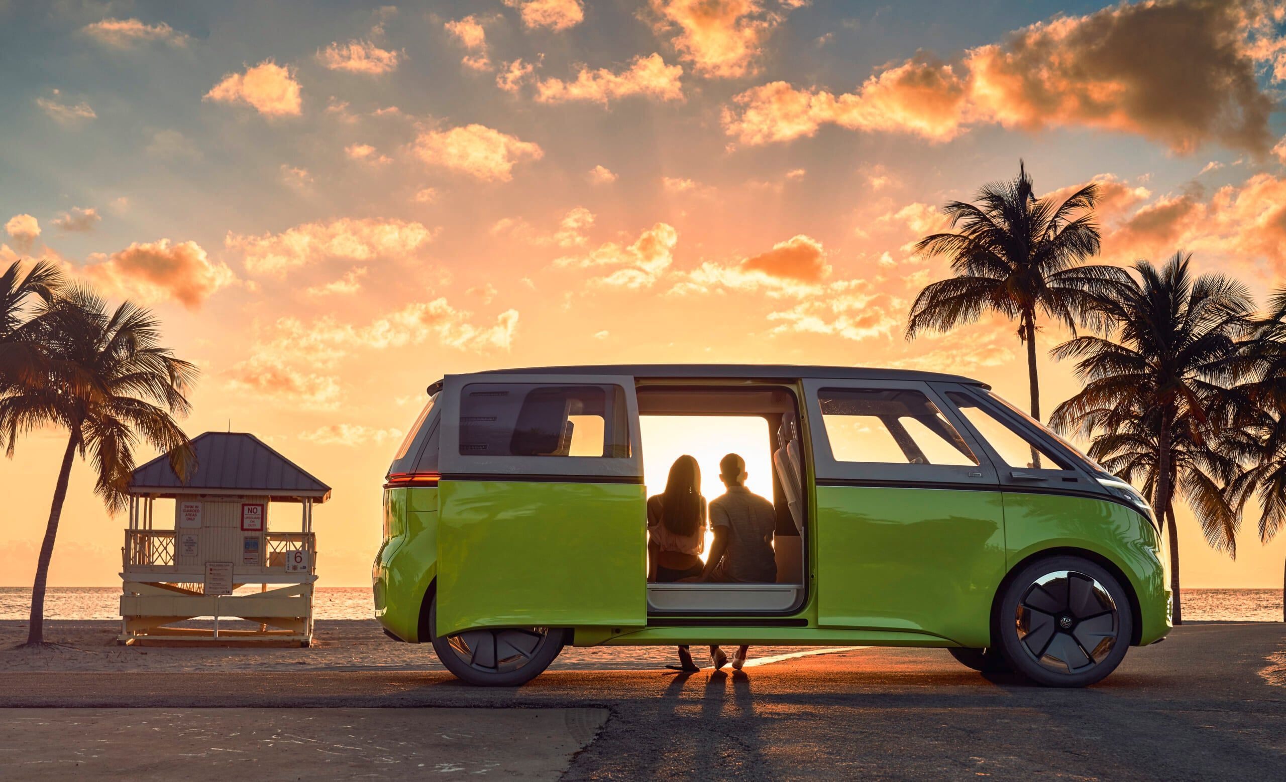 We Checked Out The Inside Of The New VW Bus, And It's Pretty Amazing ...