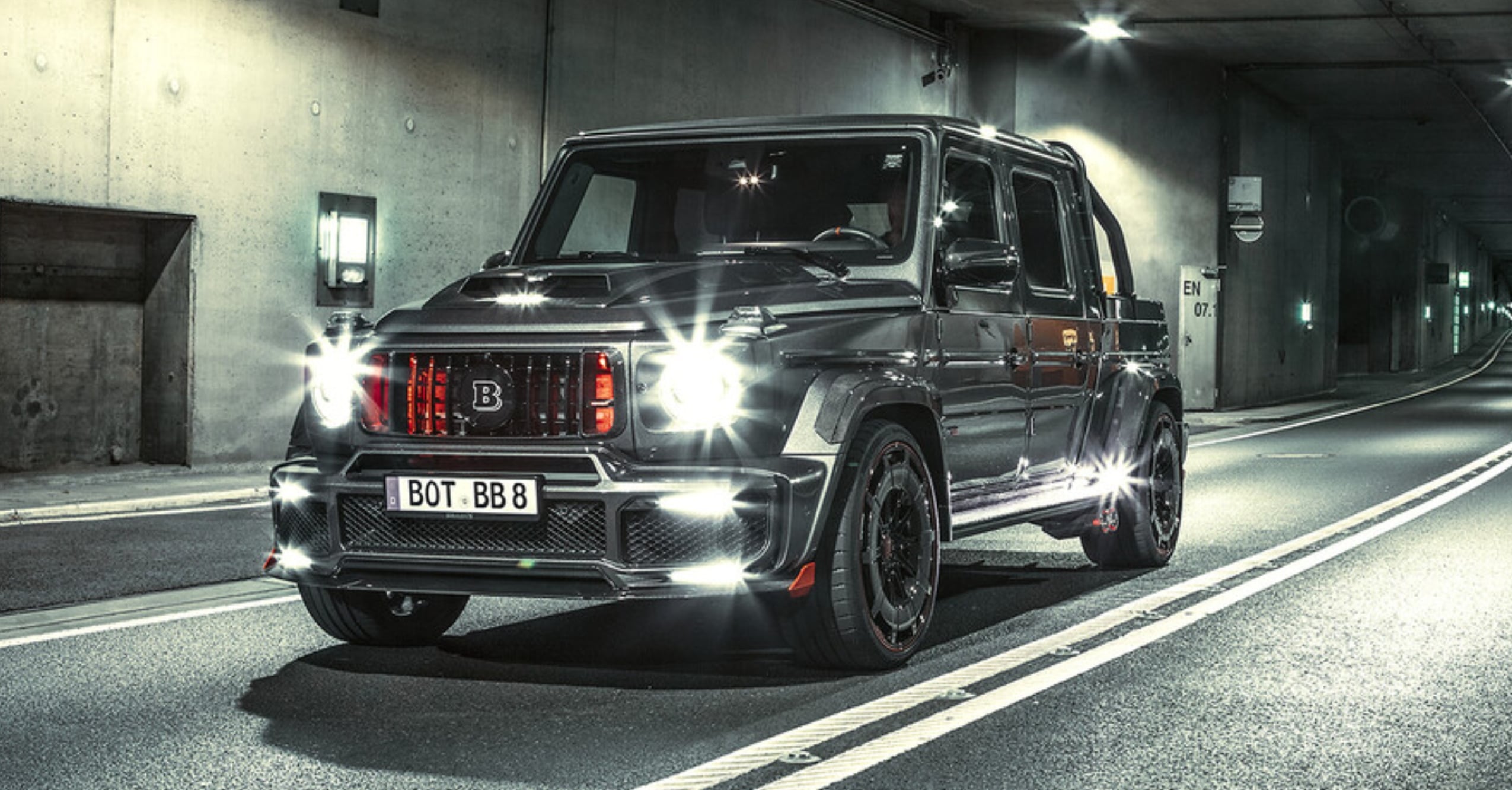 The Brabus P900 Rocket Edition Transforms Mercedes G-Wagon Into 900-HP ...