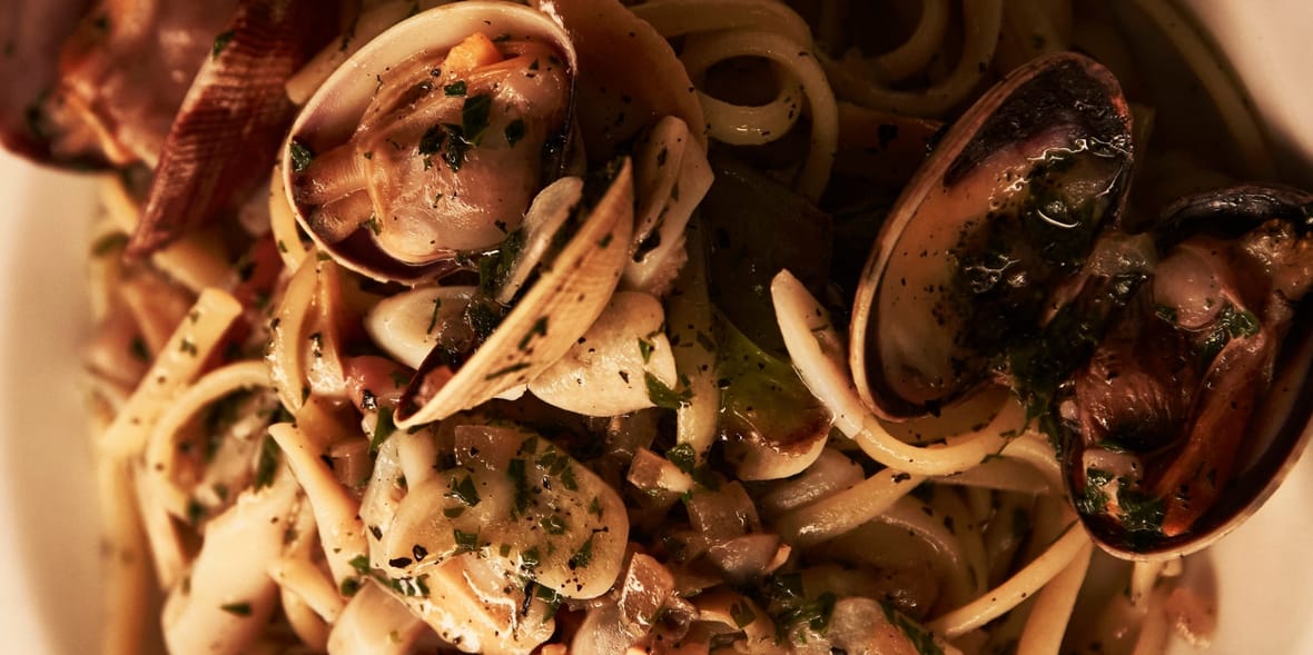 How To Make Carbone's Linguine Vongole - Maxim