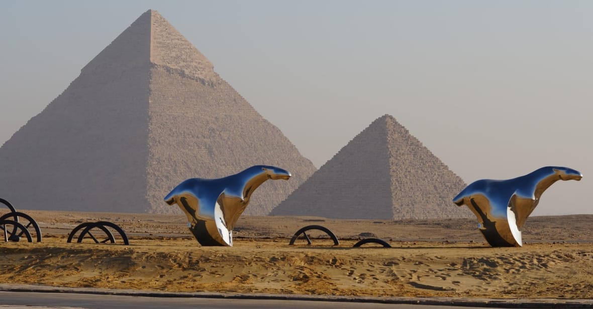 The Ancient Egyptian Pyramids Are Showcasing A Stunning Art Exhibition ...
