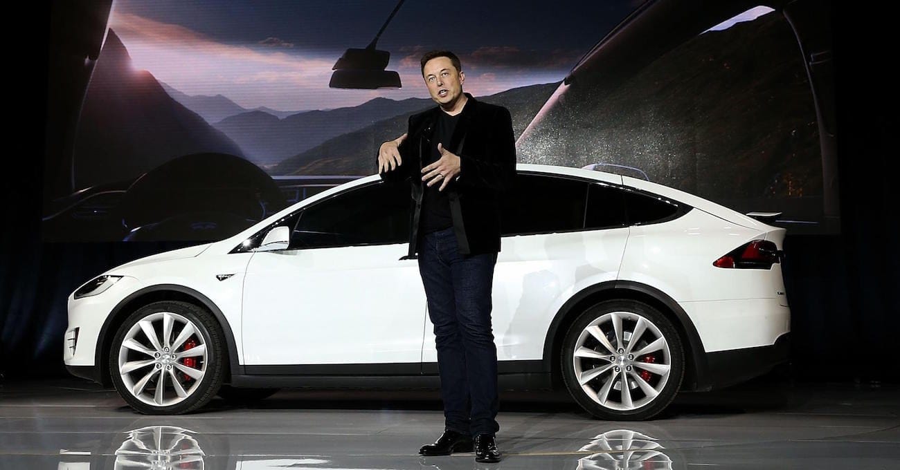 Elon Musk Teases Video of Tesla Talking-Car Feature That's Coming 'Soon ...