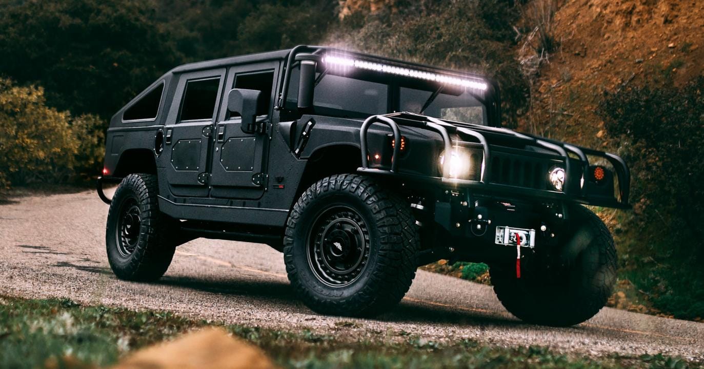 This Hummer H1 Restomod Is a Blacked-Out Bruiser - Maxim