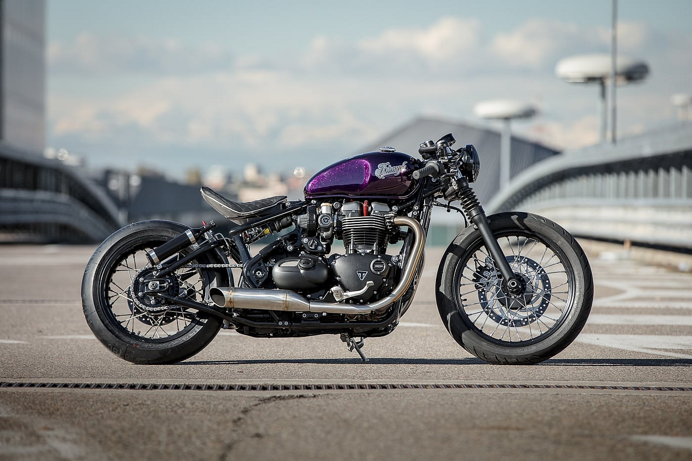 custom bobber triumph