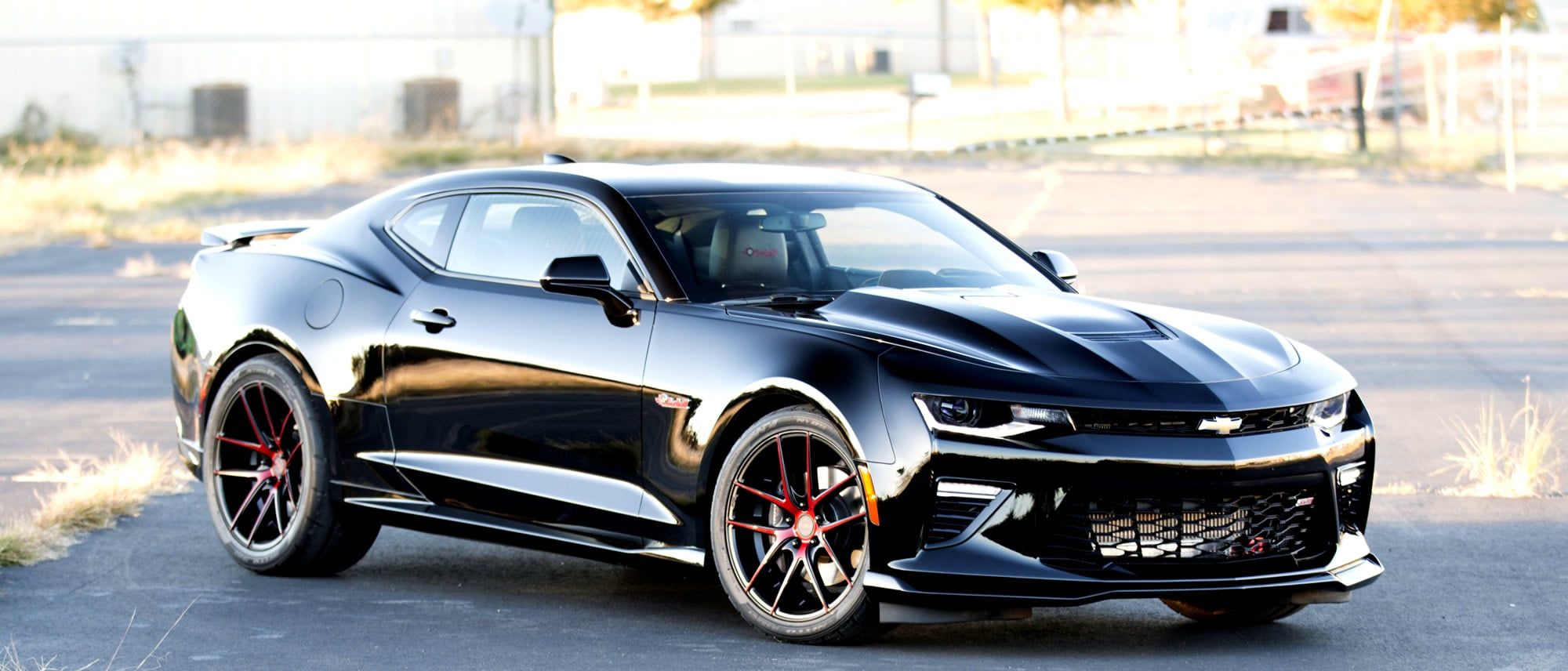 This Blacked-Out, 990-HP Fireball Camaro Could Smoke a Hellcat - Maxim