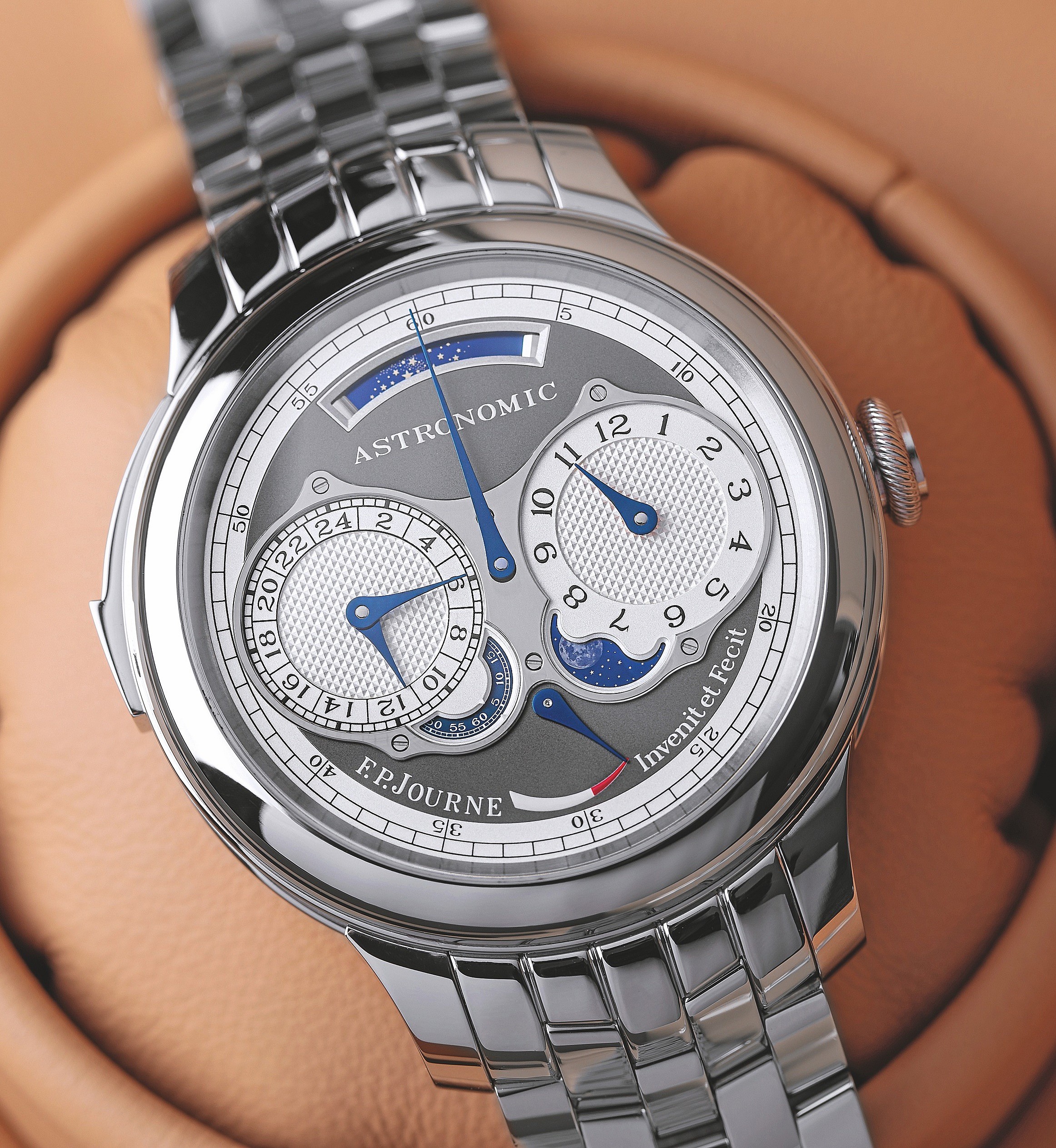 ‘The Connoisseur’s Guide To Fine Timepieces’ Explores European Watch ...