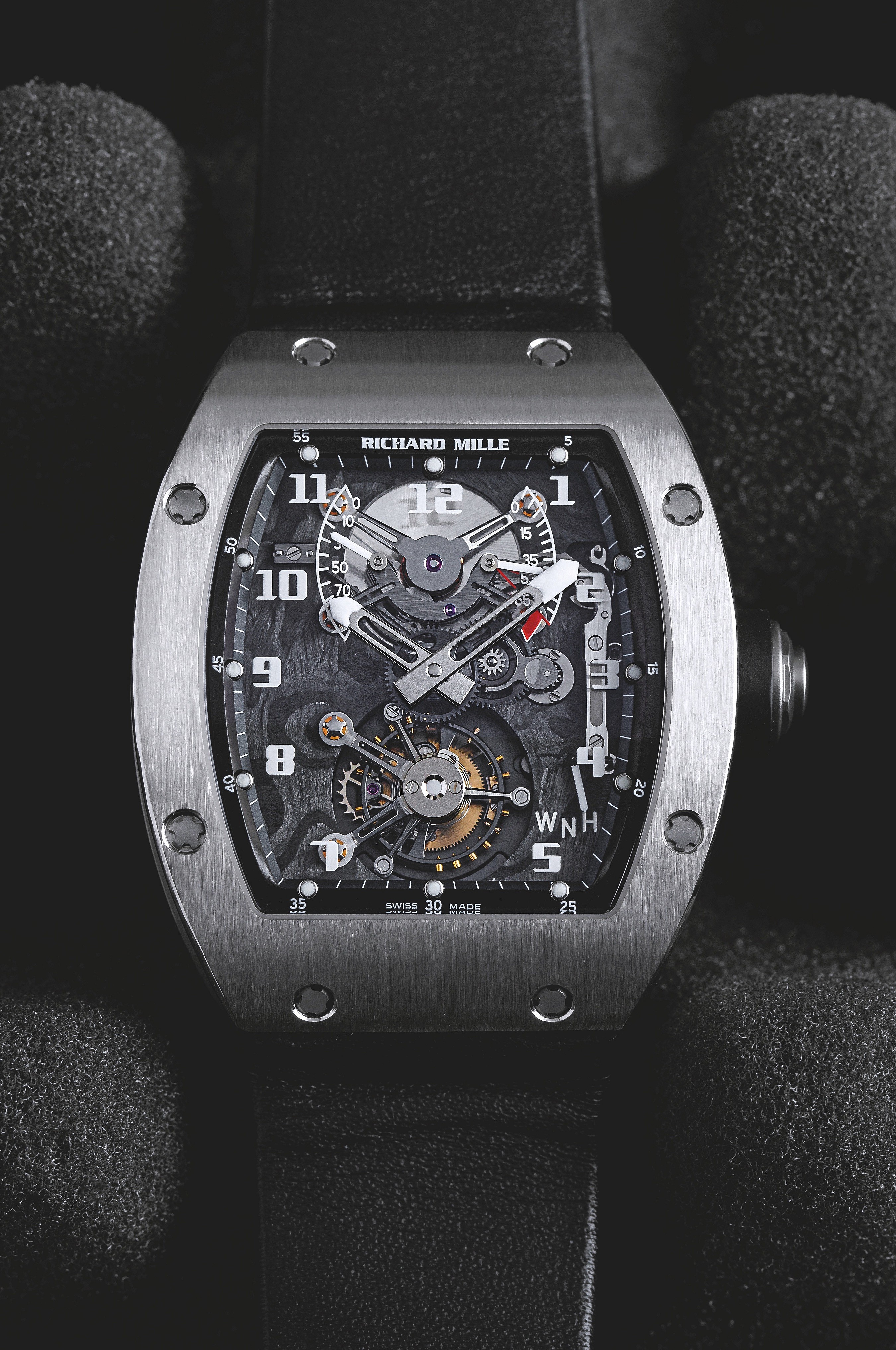 ‘The Connoisseur’s Guide To Fine Timepieces’ Explores European Watch ...