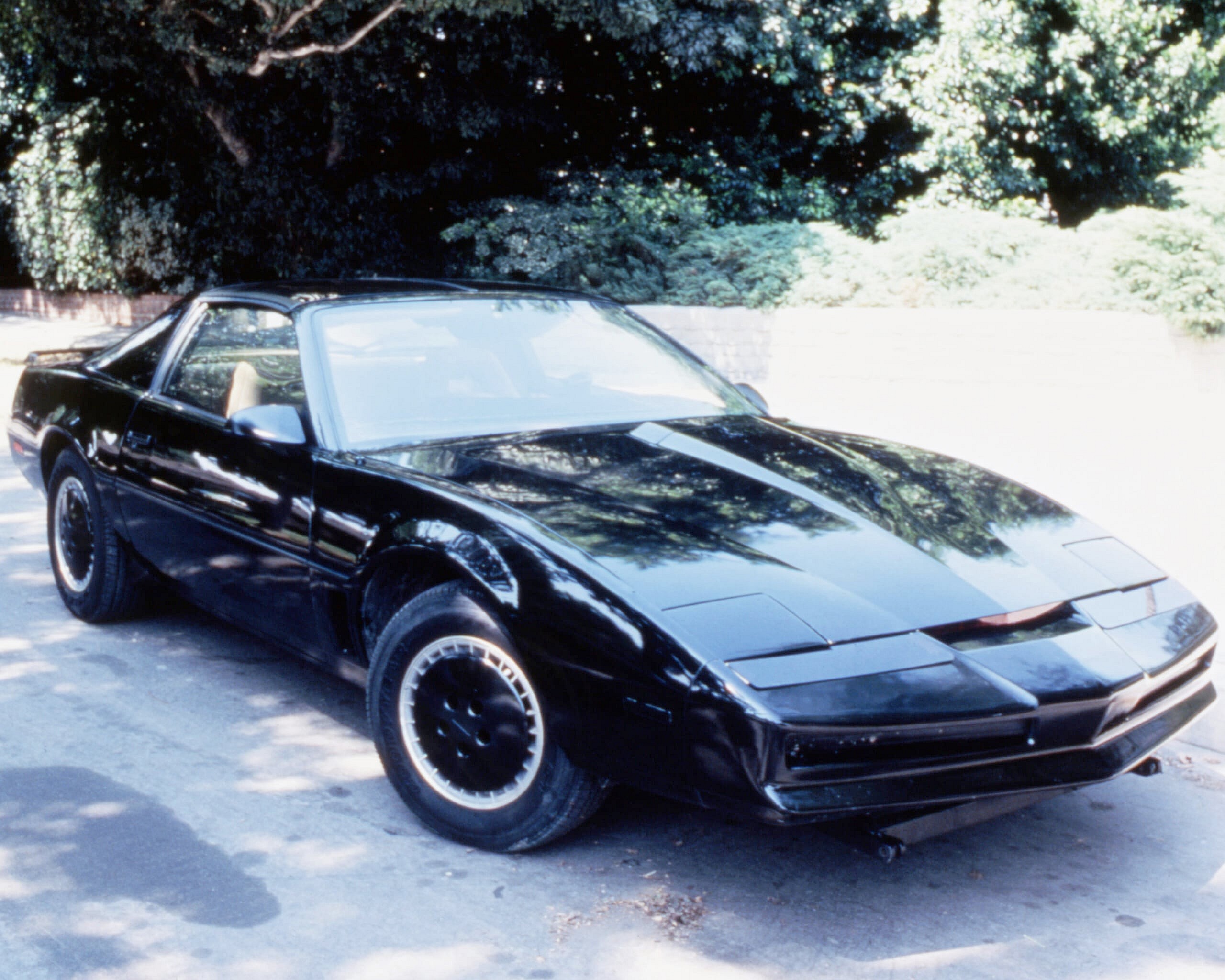 Here's Your Chance to Buy the Actual KITT From 'Knight Rider' - Maxim