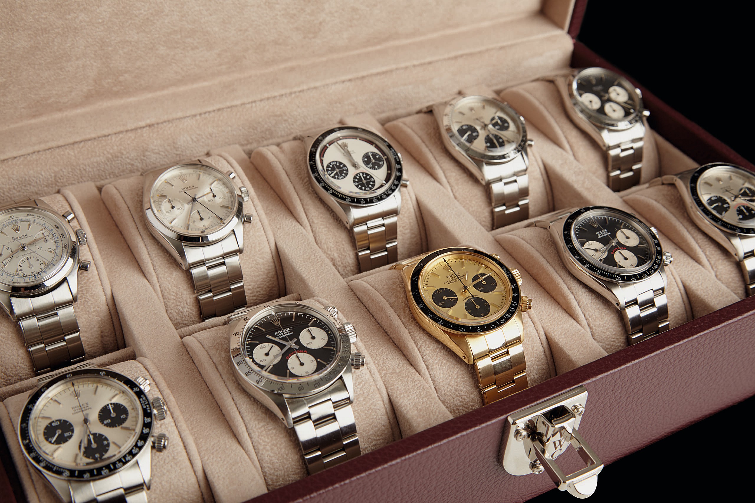 Inside the World's Largest Vintage Rolex Collection - Maxim