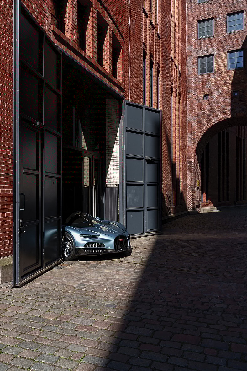 How Bugatti's Programme Solitaire Builds The Ultimate Custom Hypercars ...