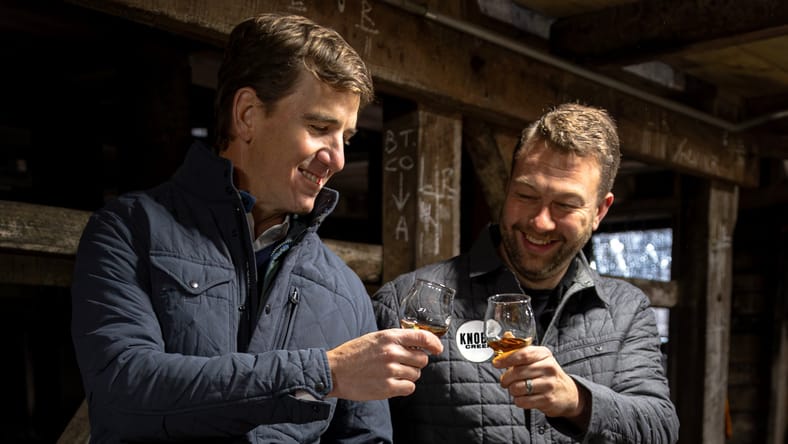 Articles by Nicolas Stecher - Maxim