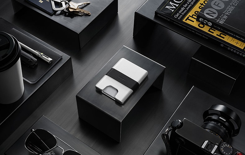 The James Brand's Minimalist 'The Lowe' Wallet Is Designed For Your ...
