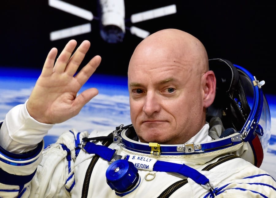 Astronaut Scott Kelly Captures Insane Shots of the Blizzard From Space ...