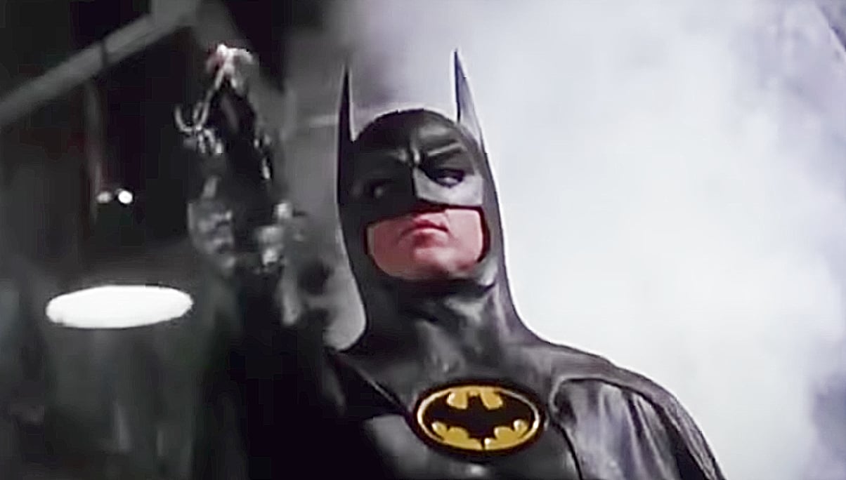 Michael Keatons New Batman Costume Revealed By The Flash Director