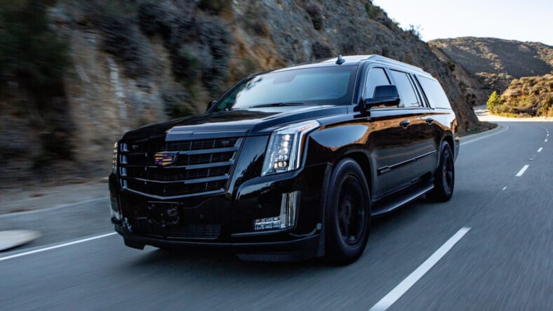 Cadillac Escalade - Maxim