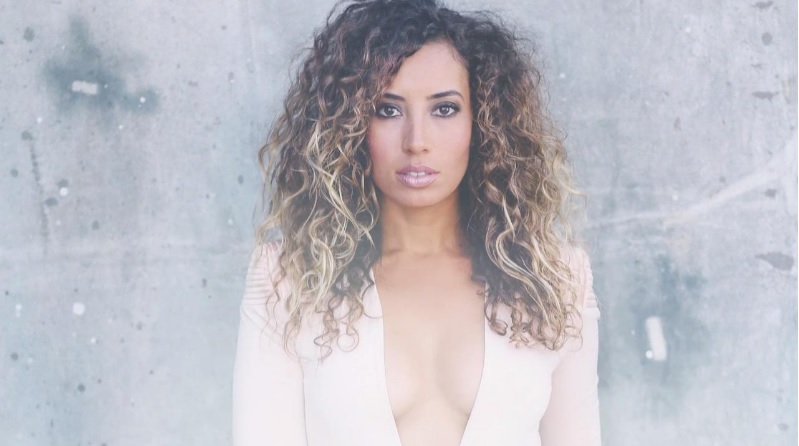 Cheyenne Woods Maxim