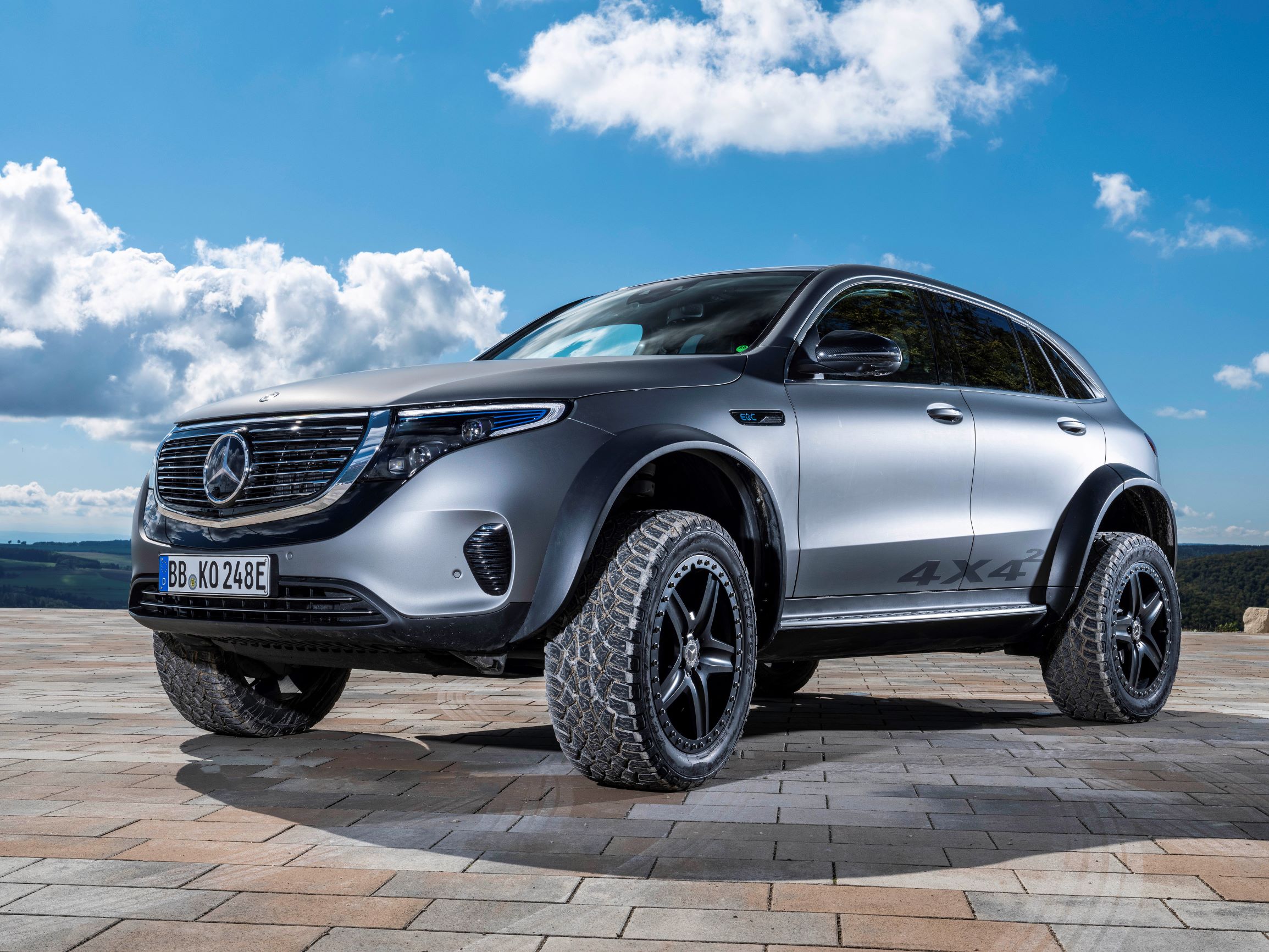 Mercedes Benz Unveils All Electric Off Road Concept Maxim Mercedes Benz Unveils All Electric Off Road Concept Maxim