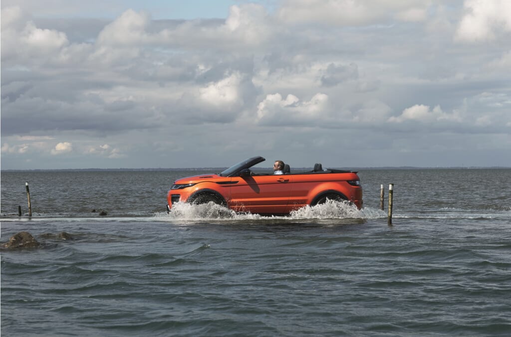 7 Reasons the Range Rover Evoque Convertible Is the Drop-Top SUV We ...