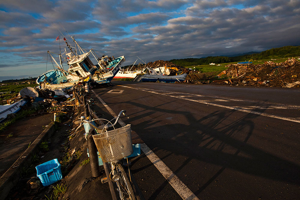 5 Powerful Videos That Capture the Devastation of Japan's 2011 Tsunami ...