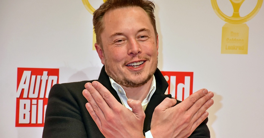Elon Musk Tweets 'Diamond Hands' During Bitcoin Plunge, Says Tesla Won ...
