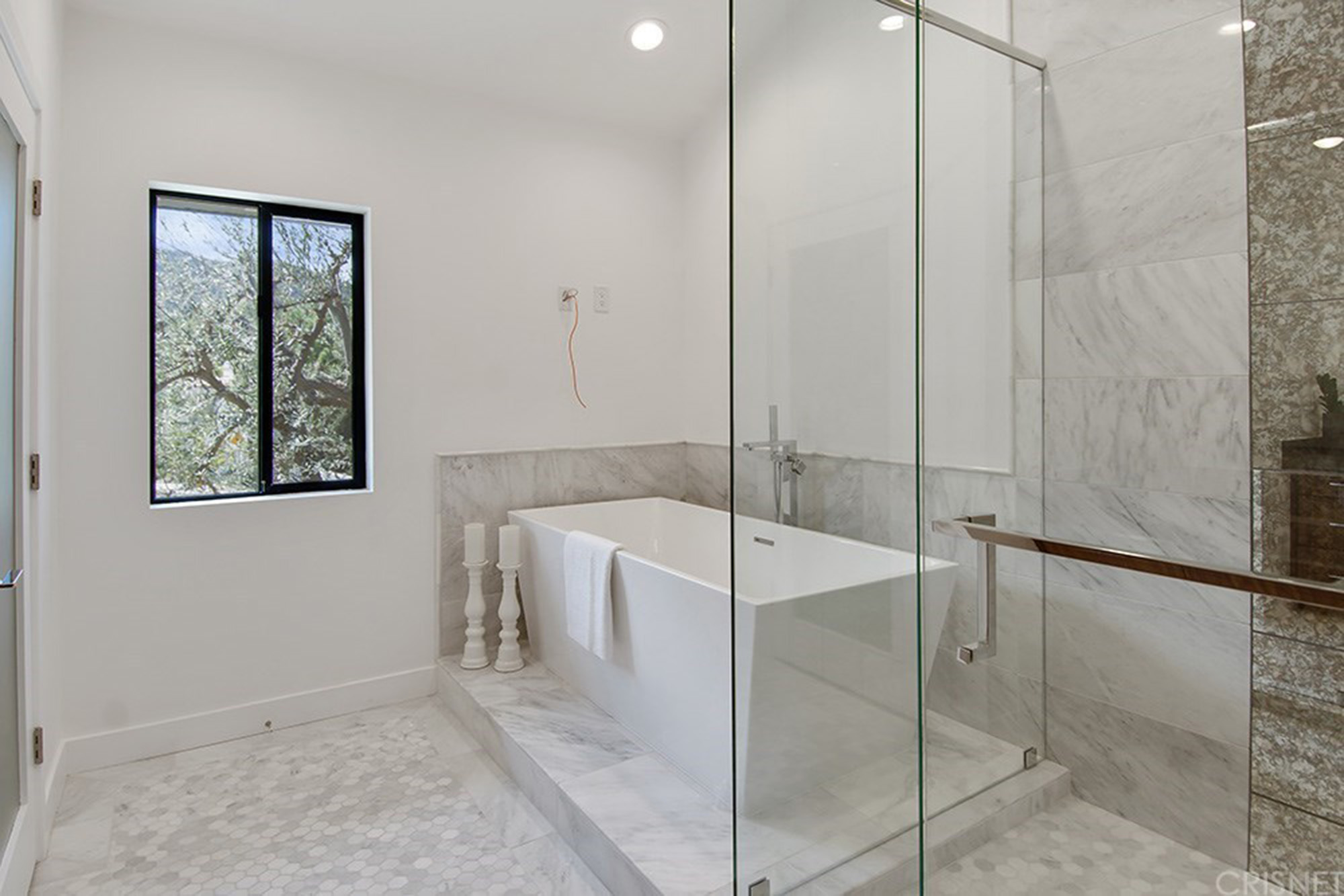Inside Rams Coach Sean Mcvays Stunning 4 Million La Home Maxim