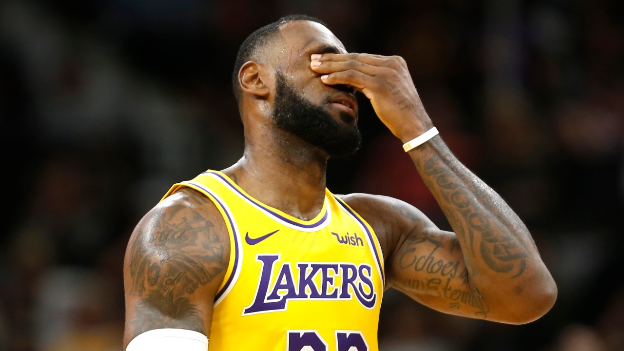 Skip Bayless Calls LeBron James 'Chicken' For Passing In Lakers ...
