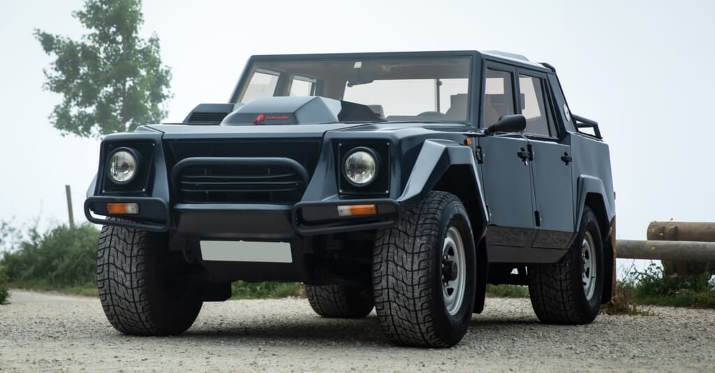 A Rare 'Rambo Lambo' Lamborghini LM002 Is Just Sold For Over $300,000 ...