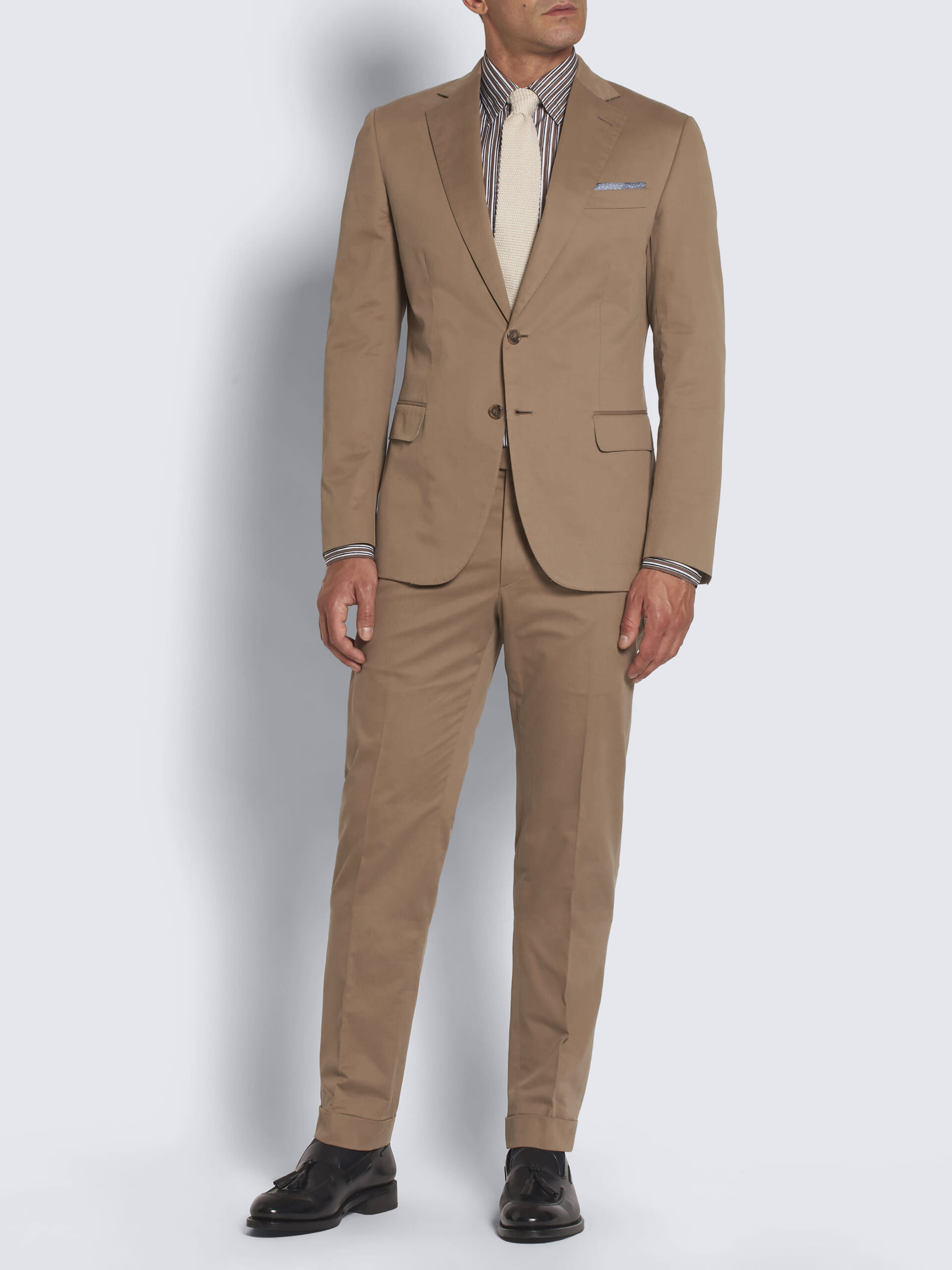 6 Stylish Summer Suits To Wear Now - Maxim