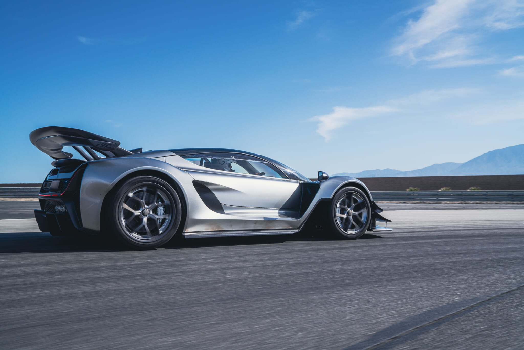 How the Czinger 21C Hypercar’s 3D-Printing Tech Will Transform The ...