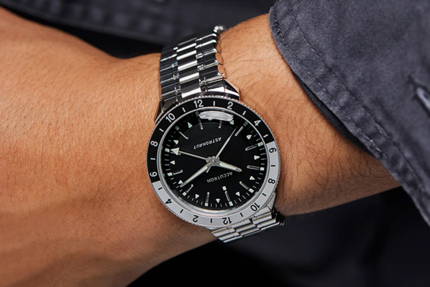 Accutron Reaches For The Sky With Revamp Of Iconic 1960s Astronaut ...