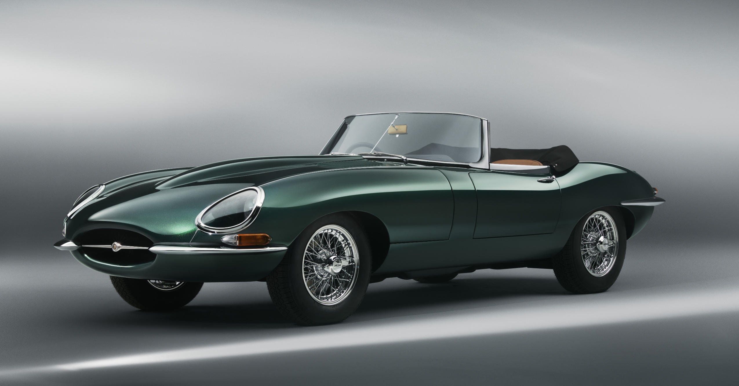 Jaguar Unveils New Versions Of Classic E-Type - Maxim