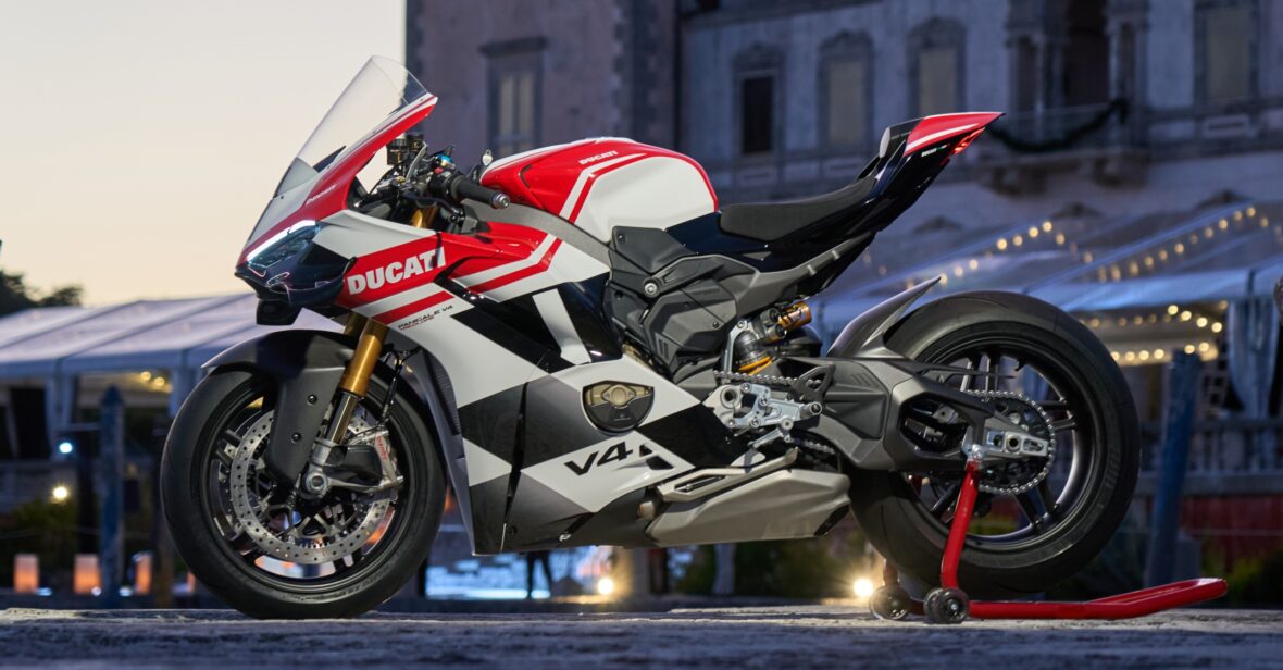 This Ducati Panigale V4 Tricolore Superbike Is An Instant Classic - Maxim