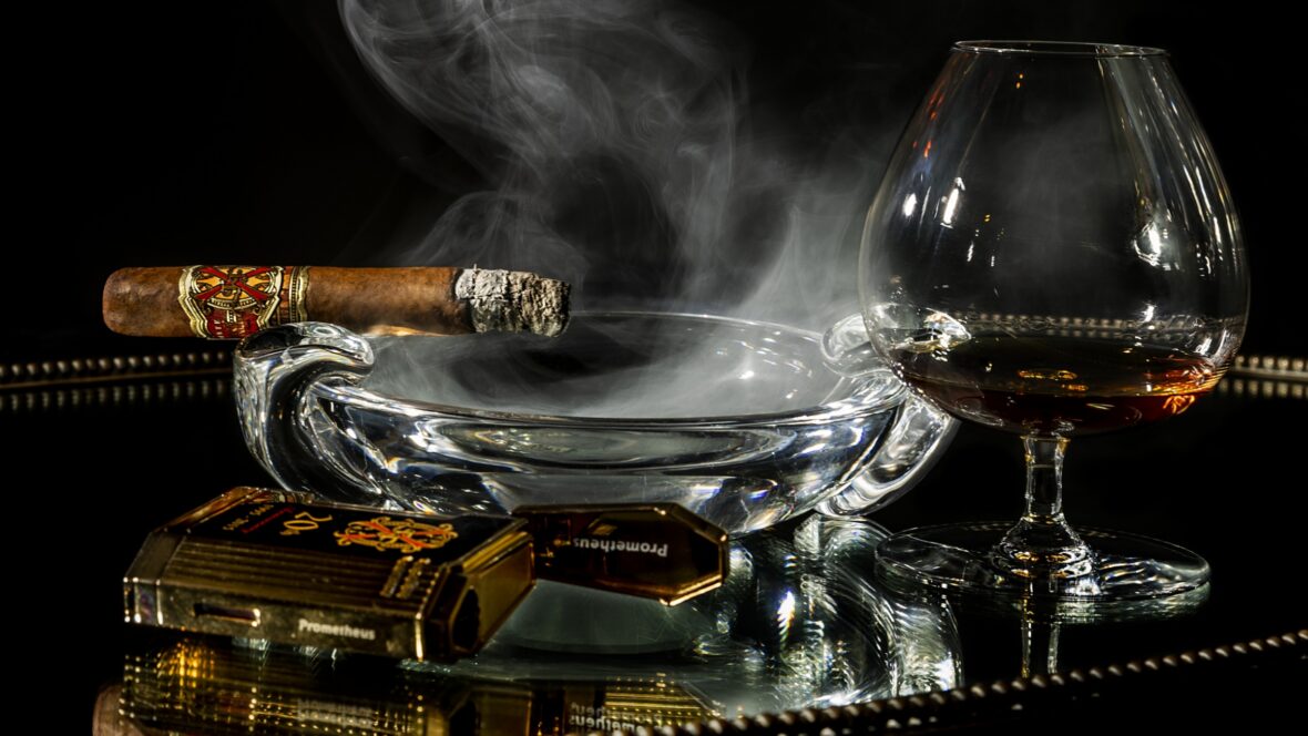 'Cigars: A Biography' Is The Ultimate Book For Stogie Connoisseurs - Maxim