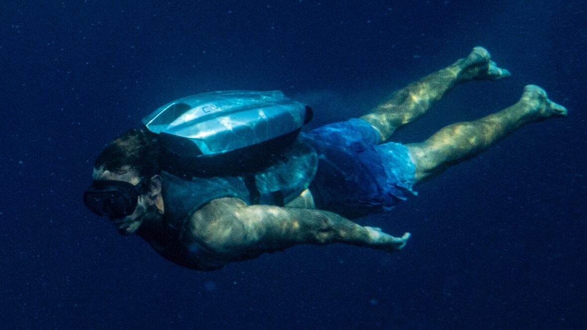 CudaJet Launches 'World's First Underwater Jetpack' - Maxim